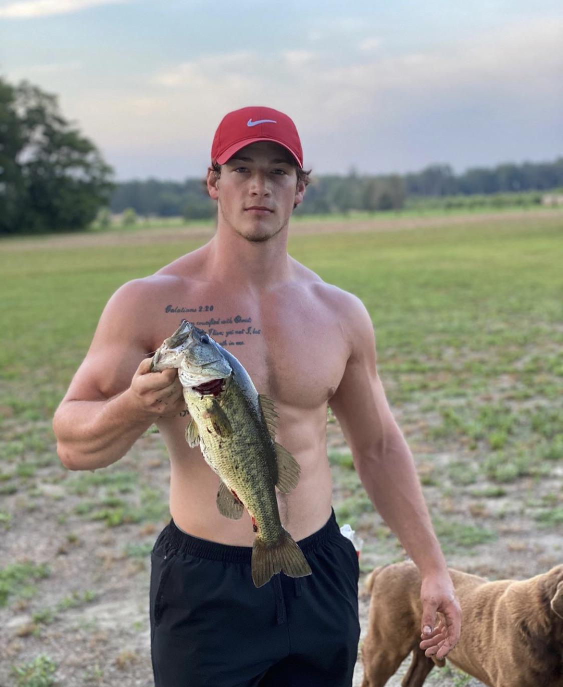 Good ole country boy | Scrolller