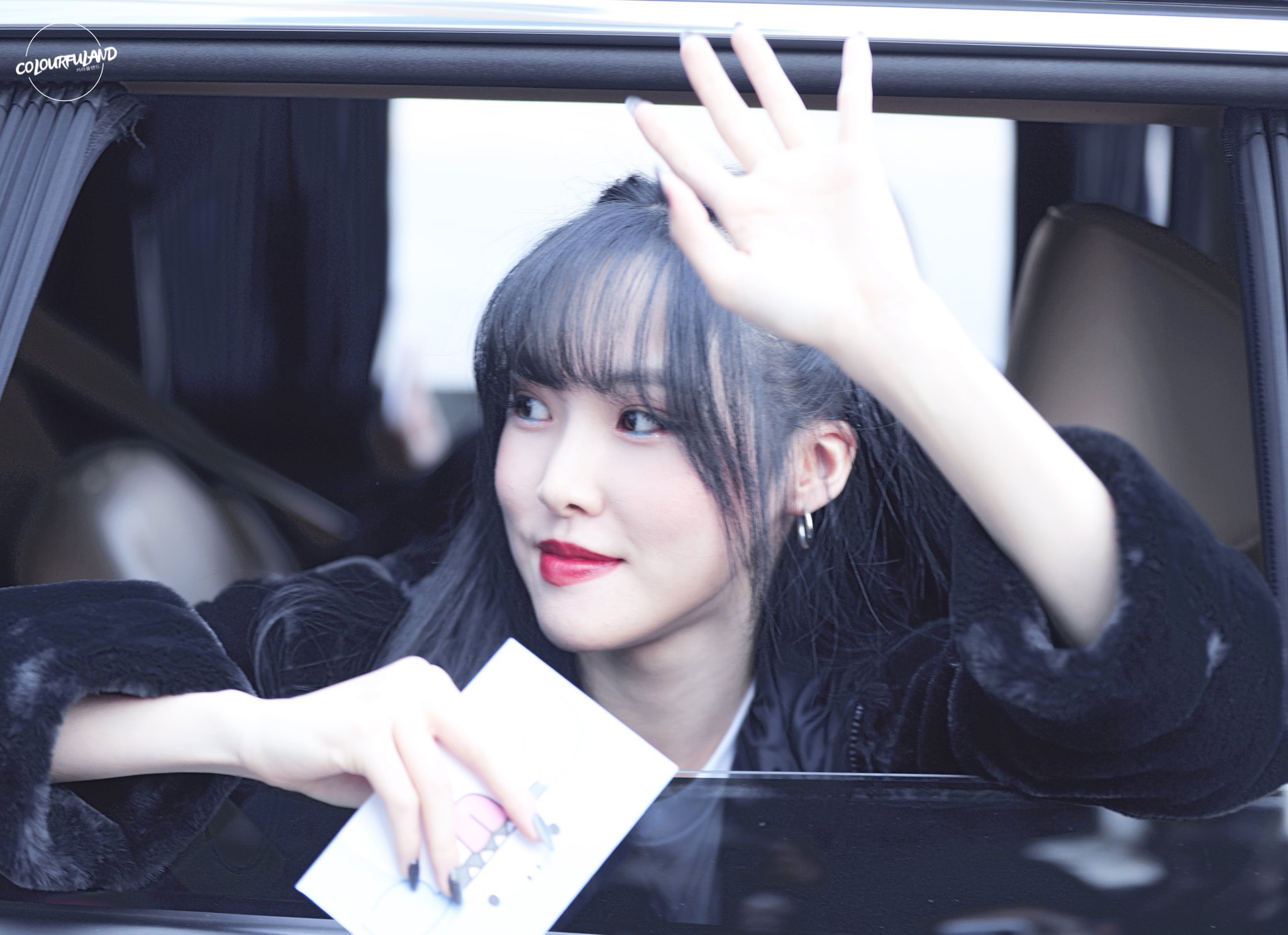 Gorgeous Yuju! | Scrolller