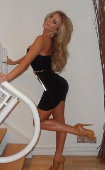 Great pose | Scrolller