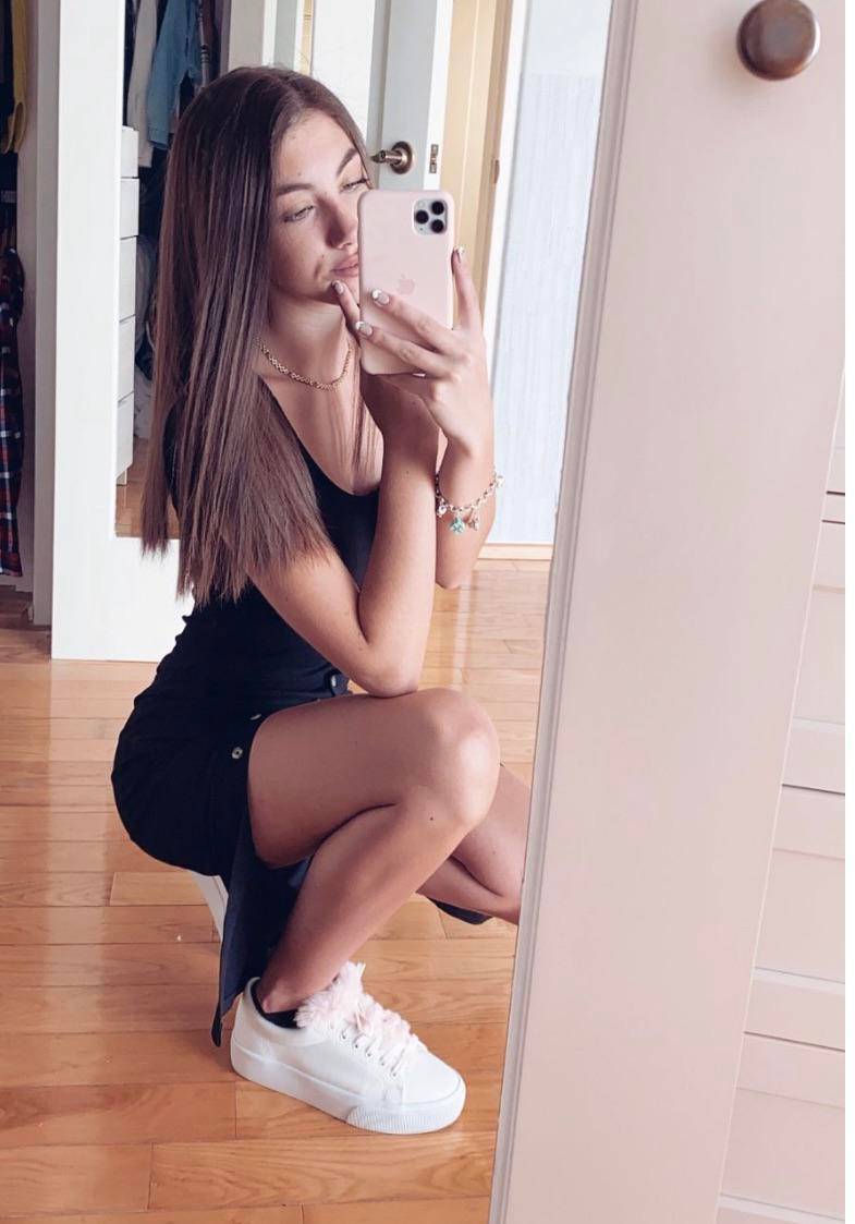 Greetings from your resident squat queen | Scrolller