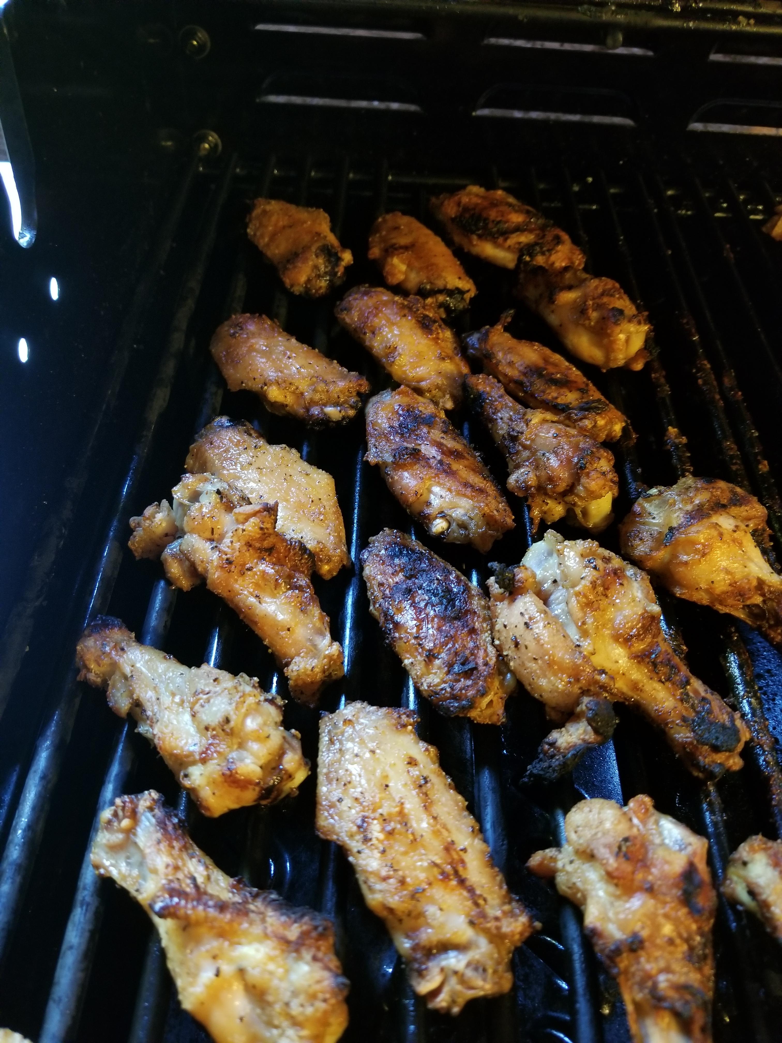 Grilled Wings, first attempt. | Scrolller