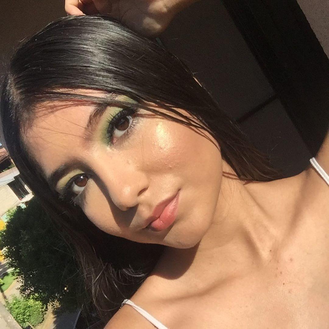 guess away🤣 | Scrolller