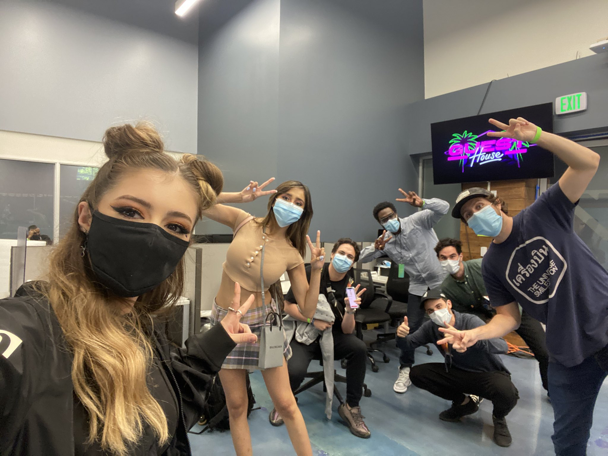 Guest house squad | Scrolller