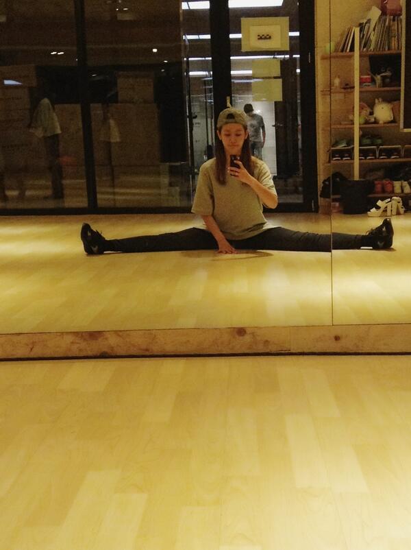 Gummi Splits On Twitter | Scrolller