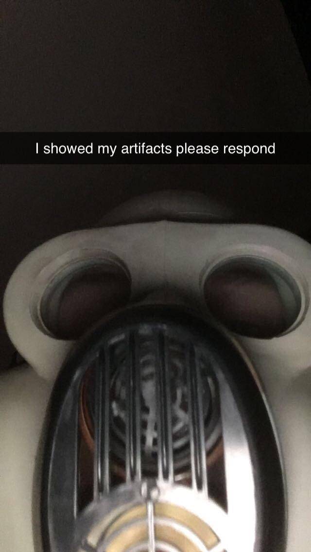 guys help me out she wont respond | Scrolller