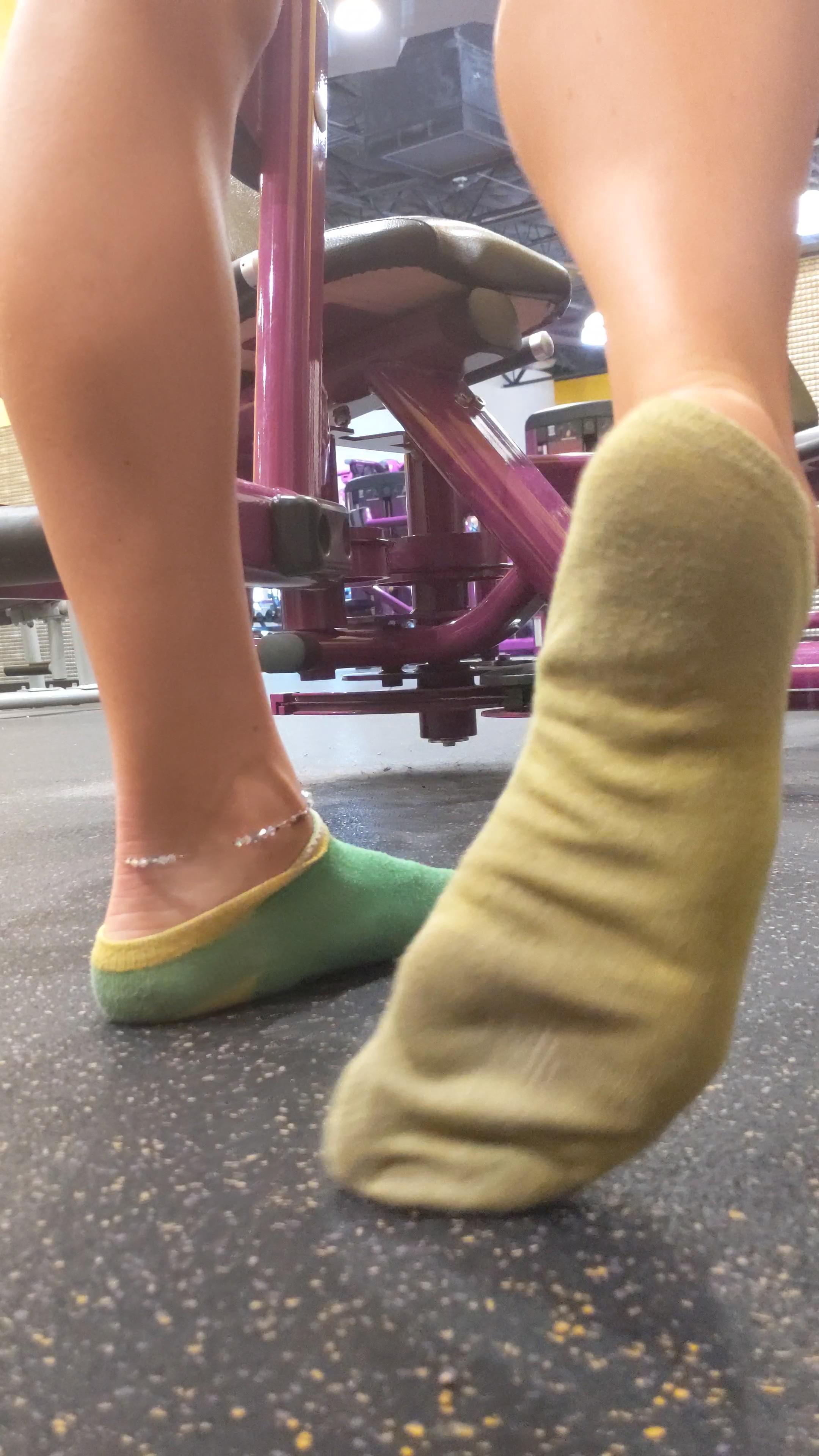Gym feet 😜🤘gotta make these stinky socks 🧦 | Scrolller