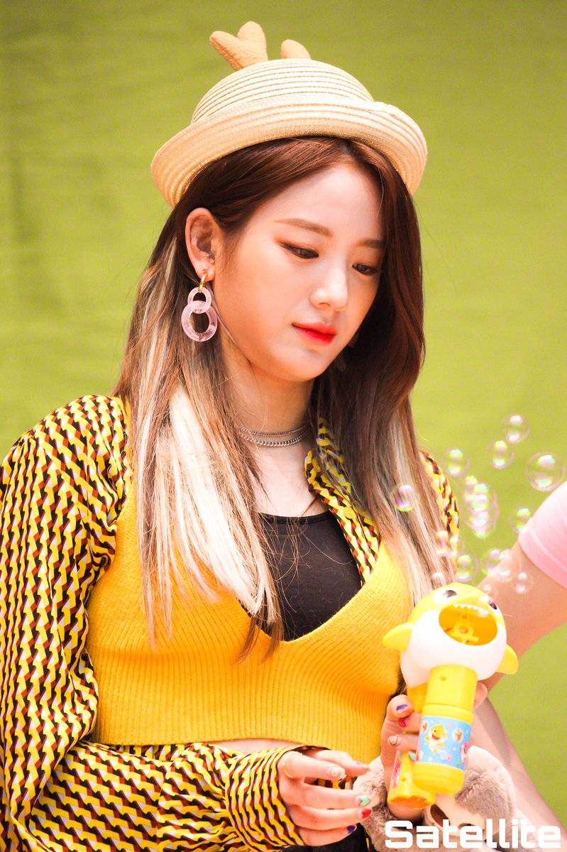 Gyuri bubbles | Scrolller