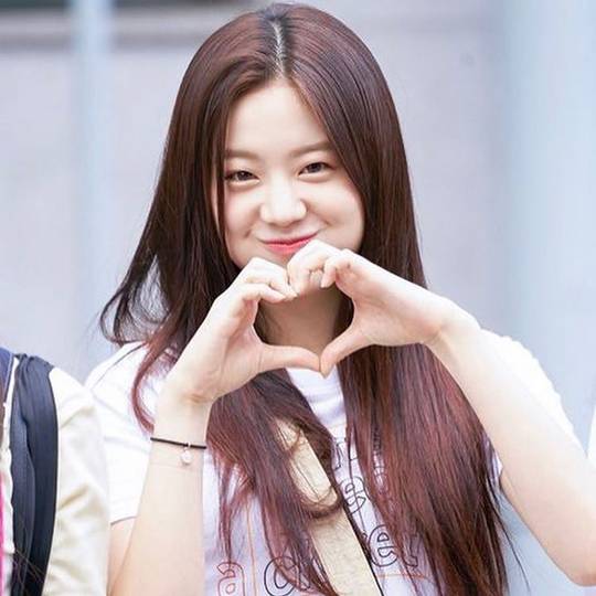 Gyuri heart | Scrolller