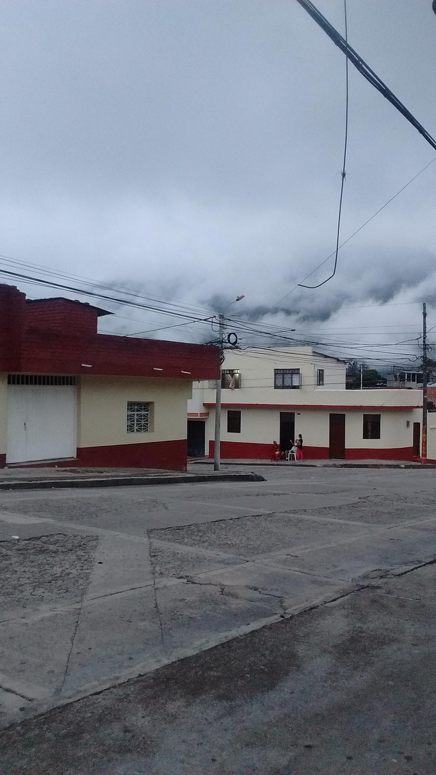 Hace unos días tomé esta foto saliendo de mi casa. | Scrolller