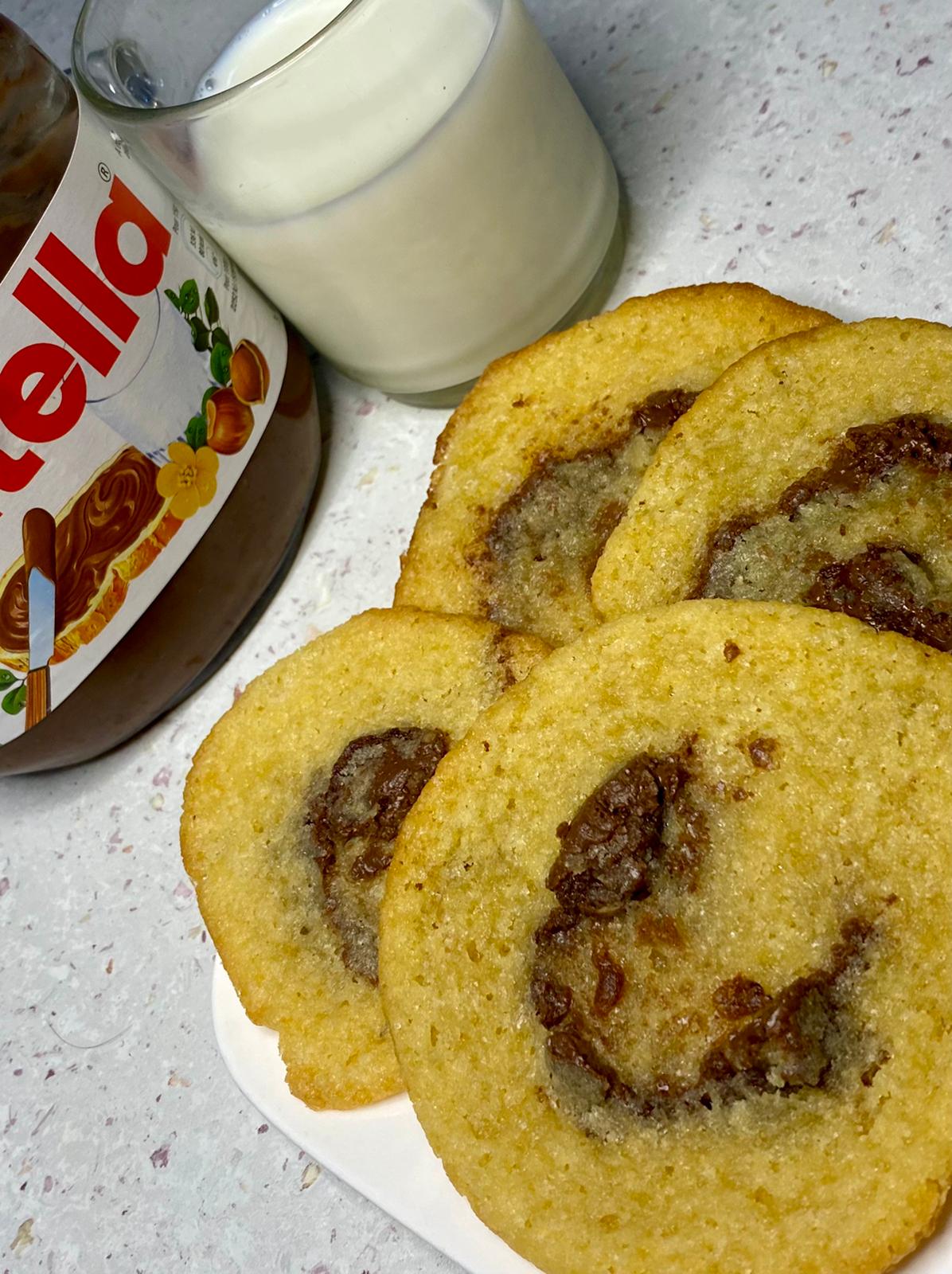 Half-cooked Nutella cookies made by my wife ! 🍪 | Scrolller