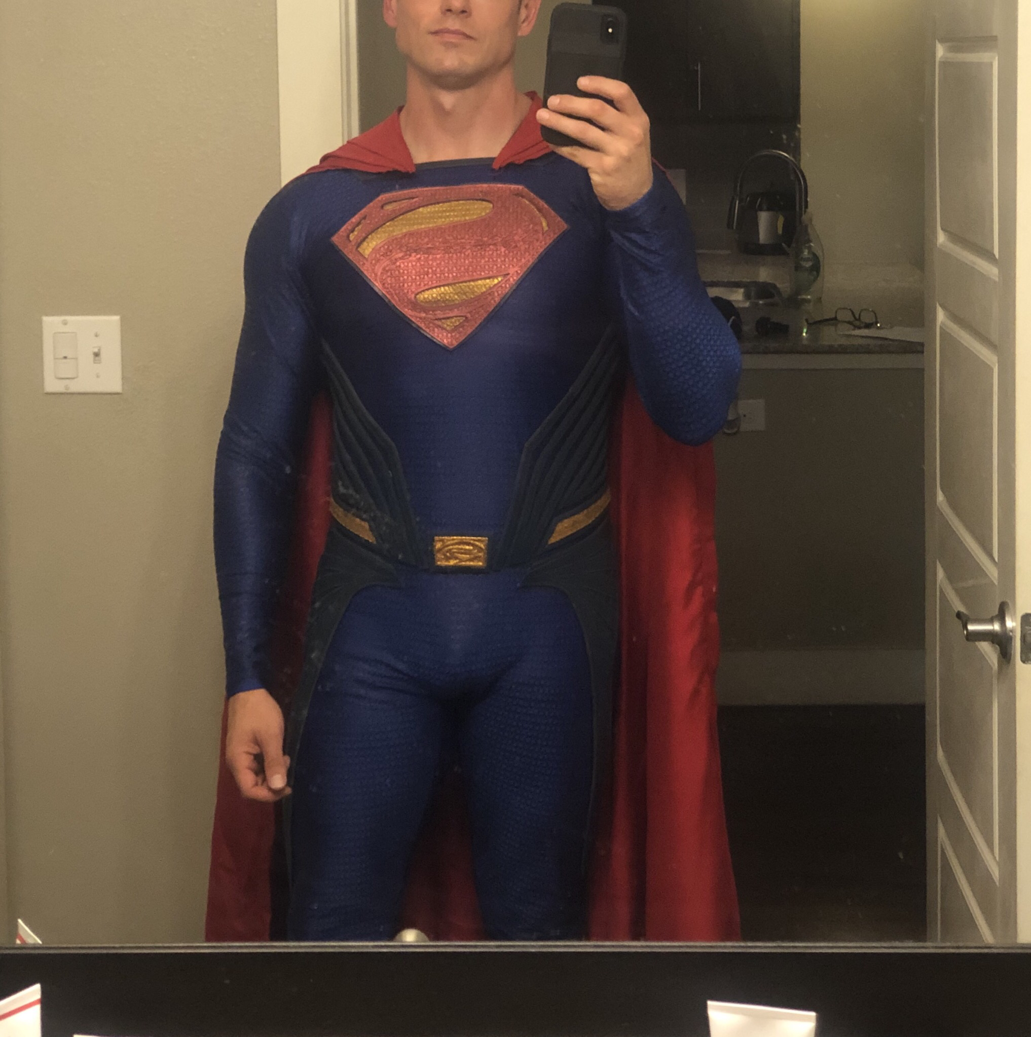 Halloween Costume Scrolller