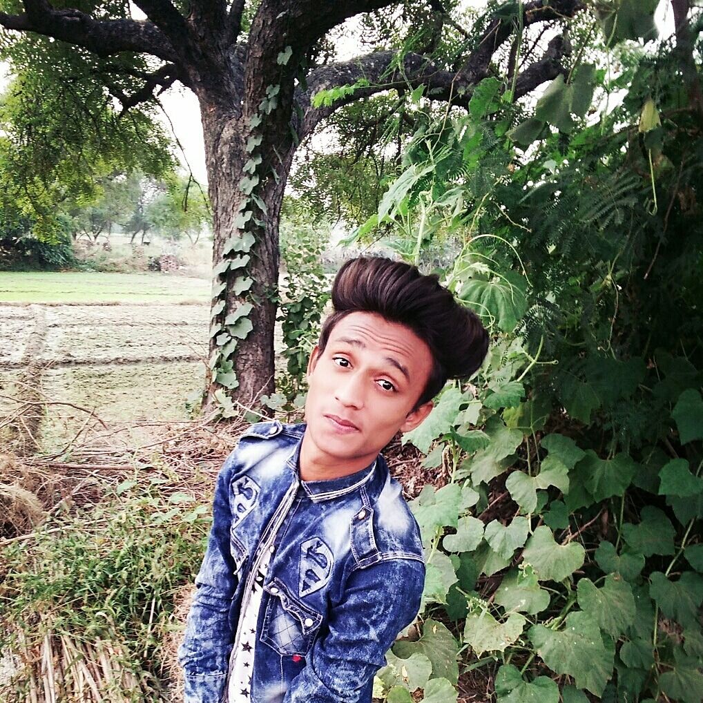 #Handsome | Scrolller