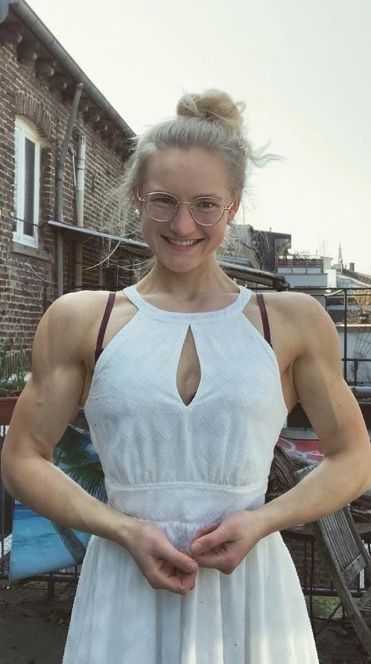 Hannah Scrolller