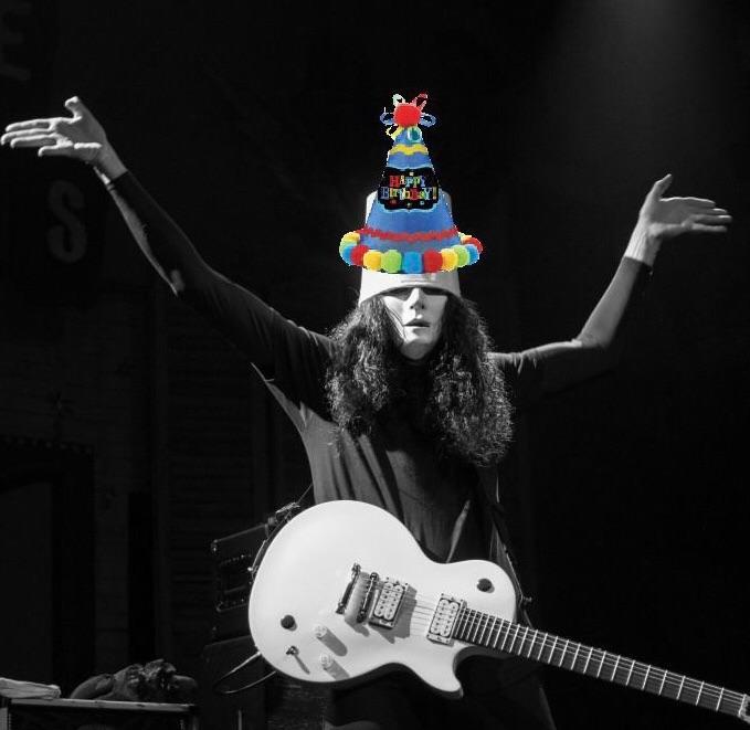 Happy 50th Birthday Bucket! | Scrolller