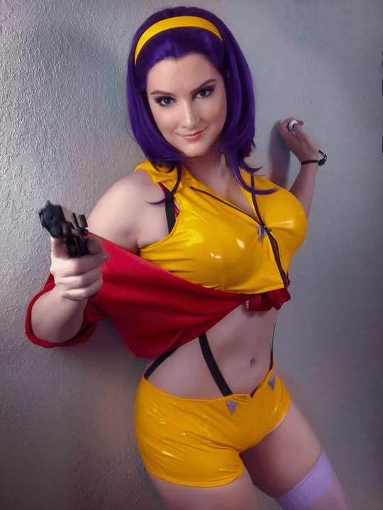 Happy Halloween from Faye Valentine 😉 | Scrolller