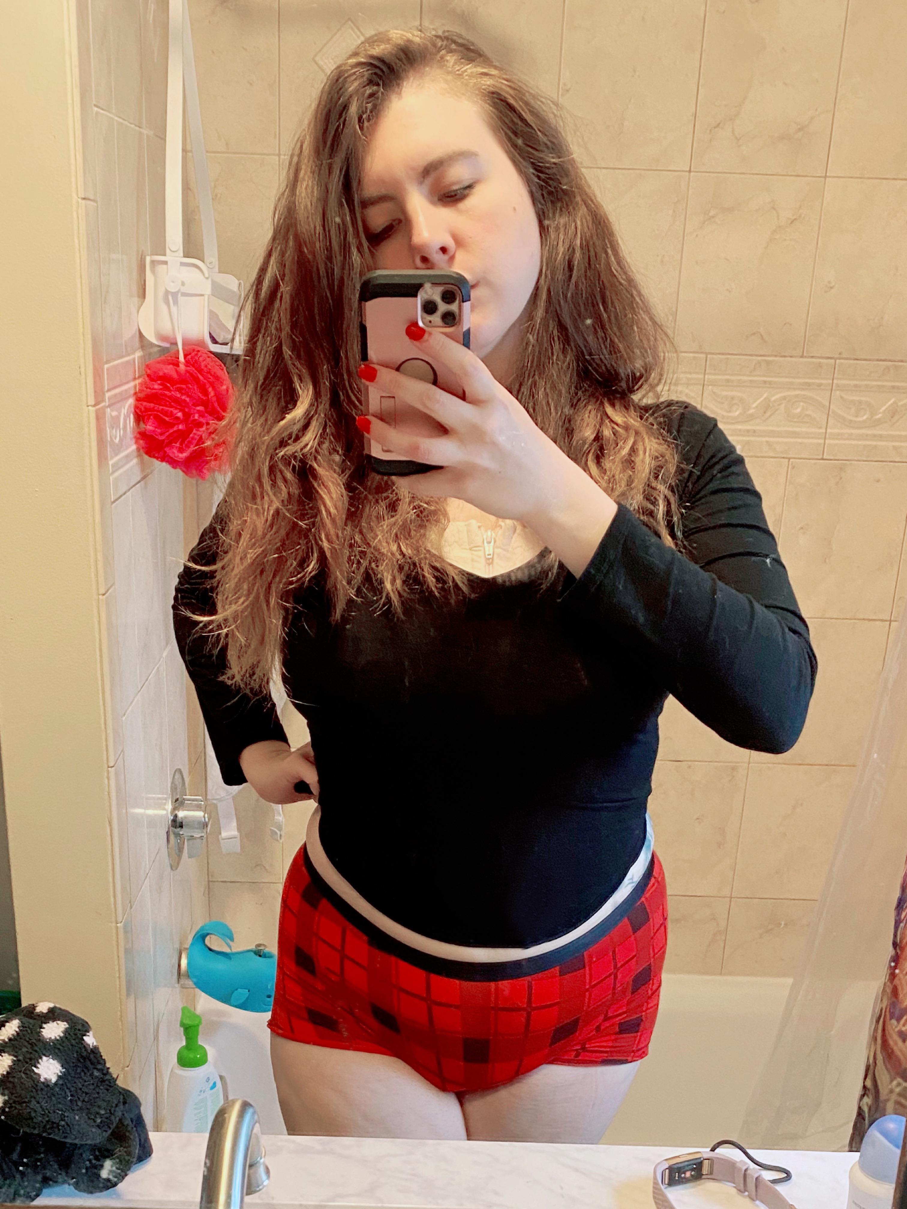 Happy December 🎄 | Scrolller