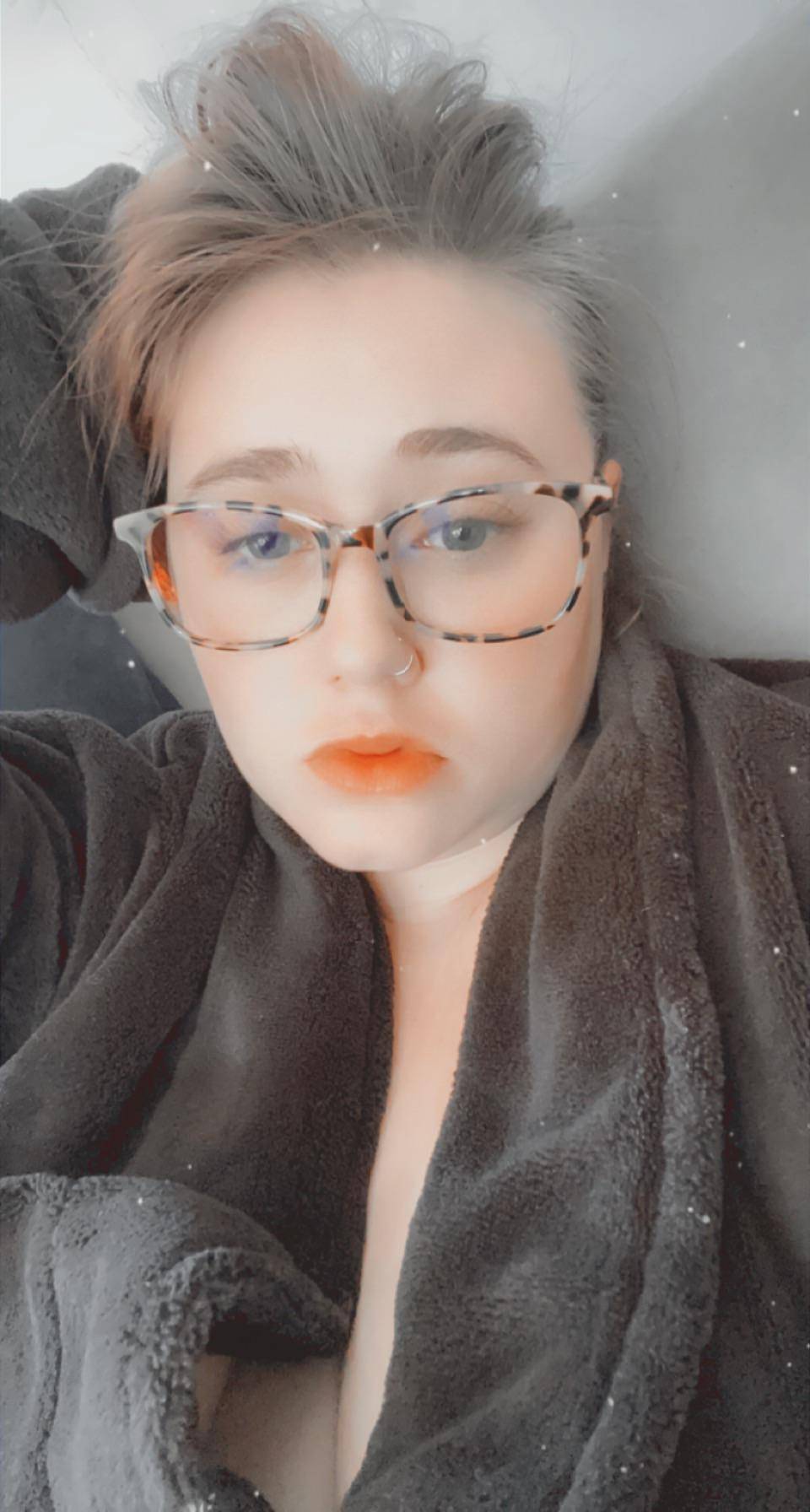 Happy Monday. Let’s start the week right with orgasms and coffee | Scrolller