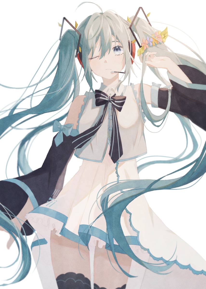Hatsune Miku | Scrolller