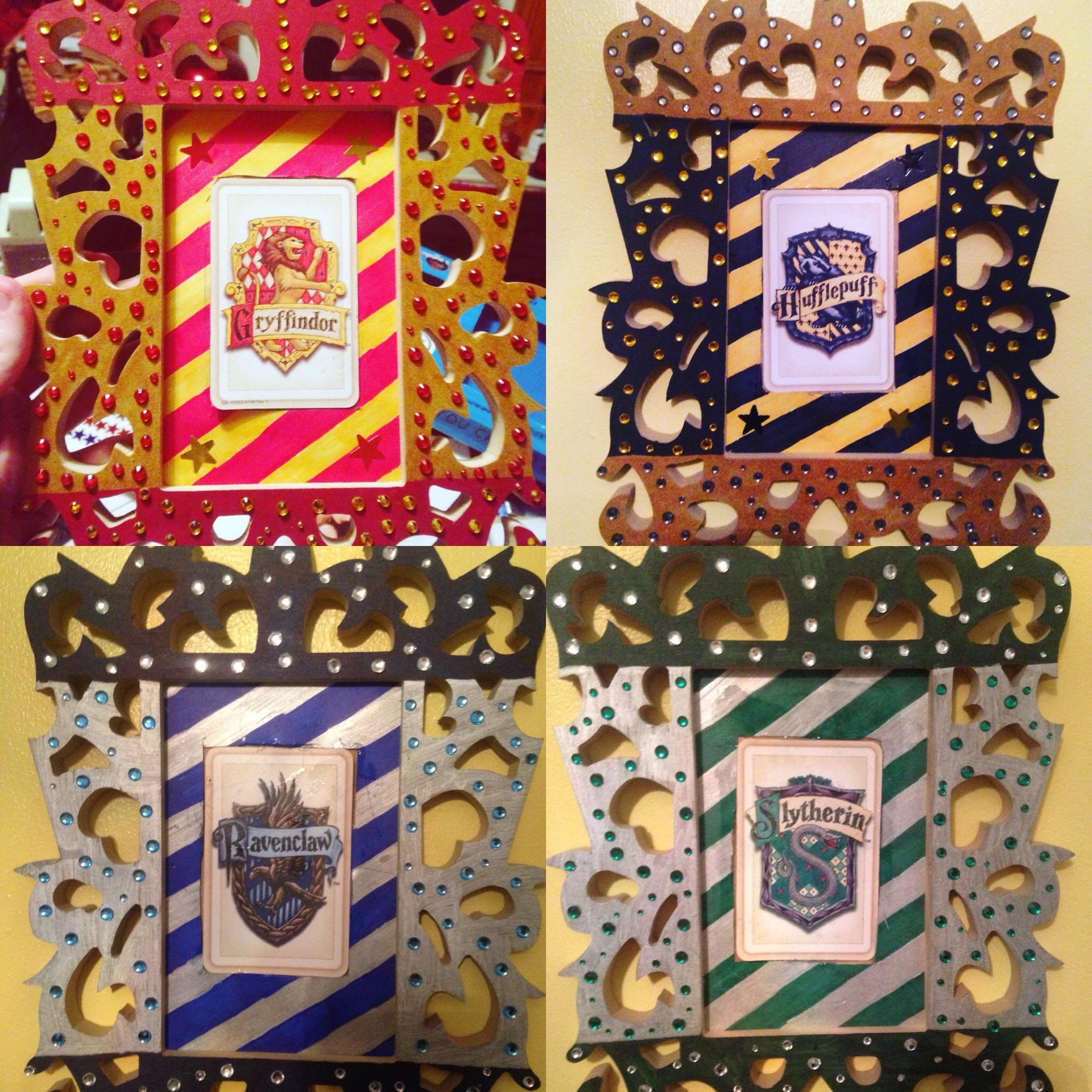 Have some old board game cards lying around? Why not display them in decorative frames? | Scrolller