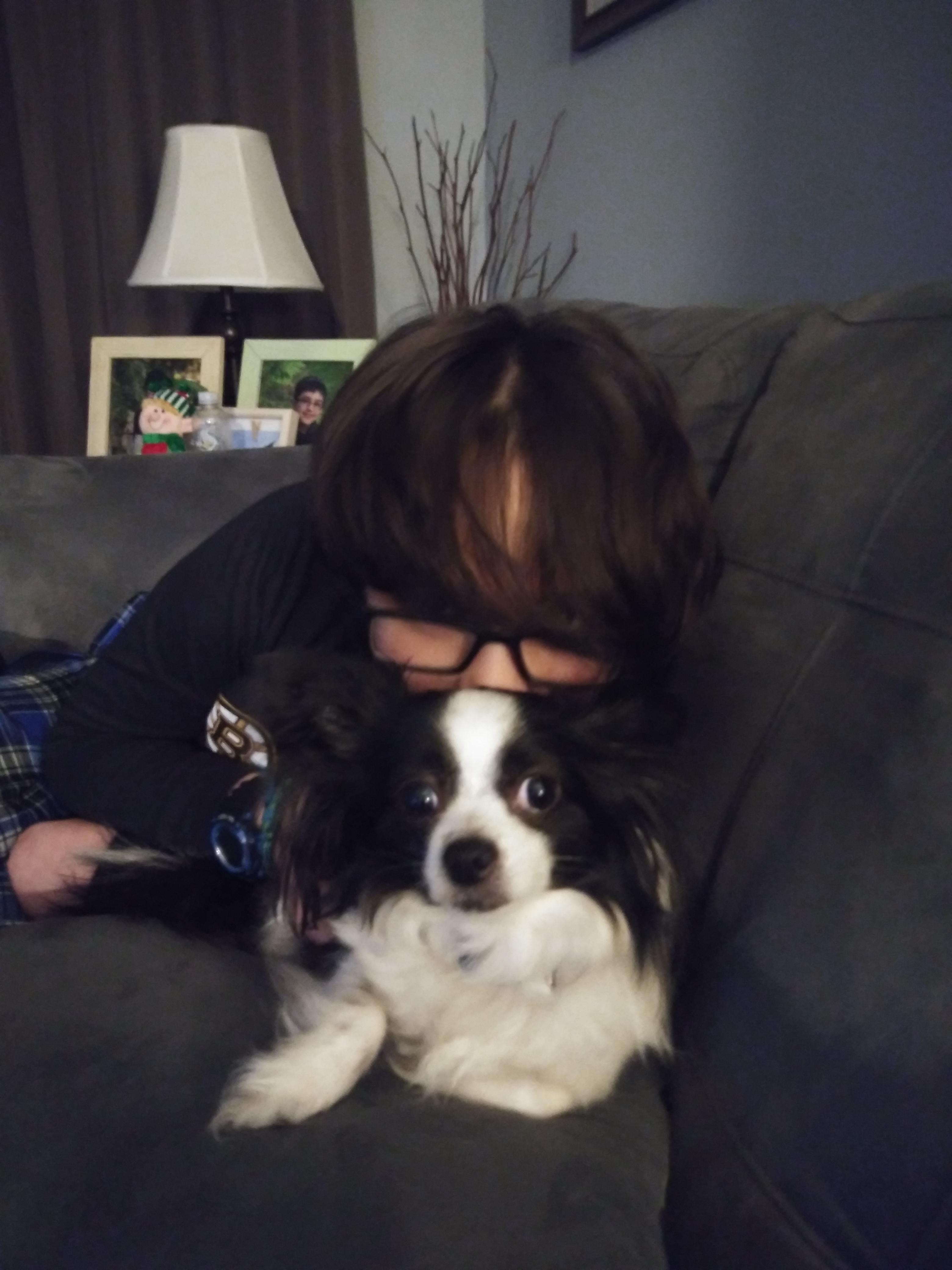 He doesn't know im behind him... | Scrolller