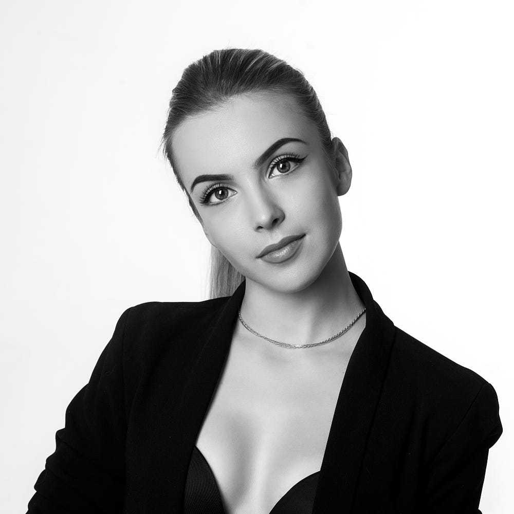 Headshot | Scrolller