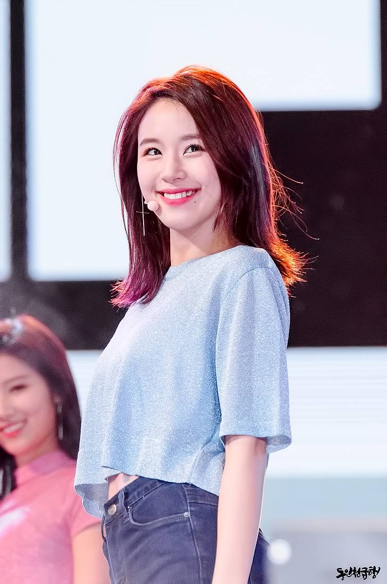 Heart Shaker Chaebae | Scrolller