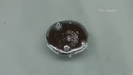 Heating gallium | Scrolller