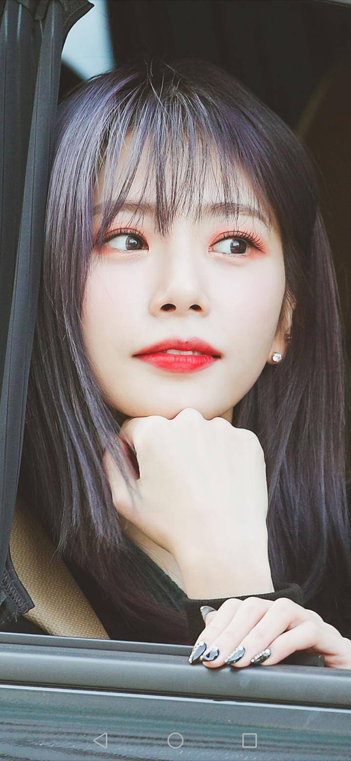 Heavenly visuals of JiU | Scrolller