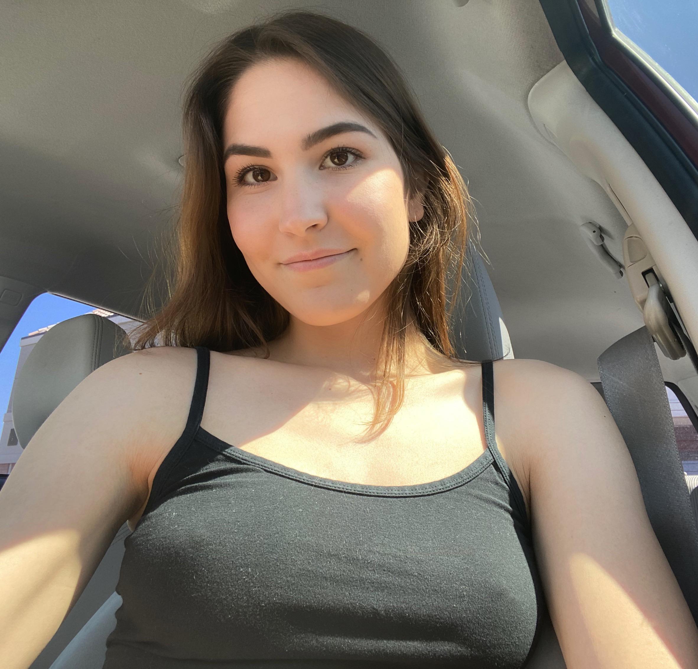 Hehe heyyy 😋 | Scrolller