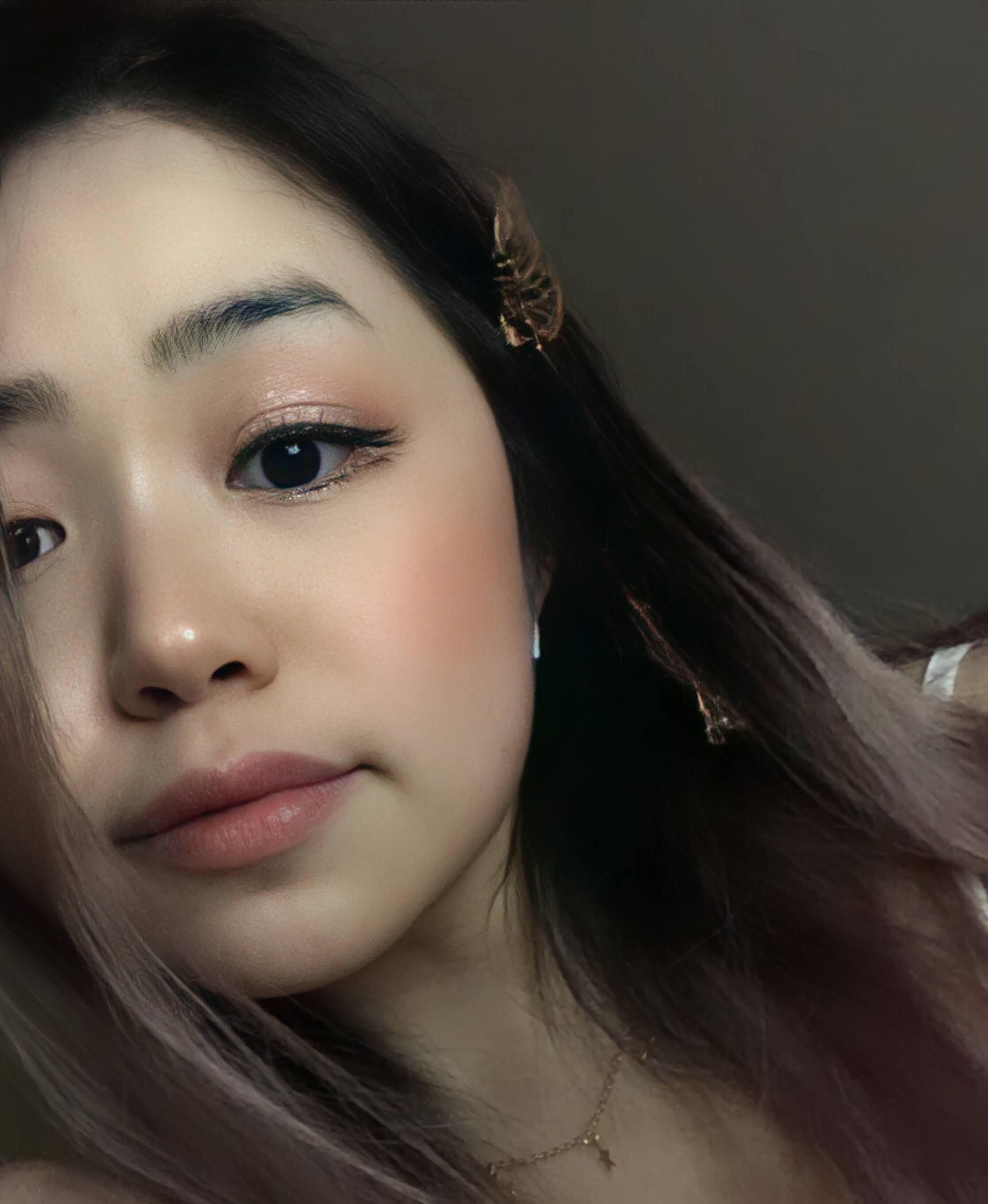 Hello 😊 24F | Scrolller