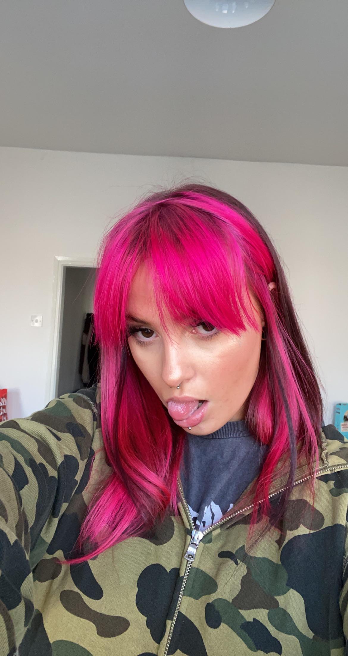 hello it’s me again xoxo | Scrolller