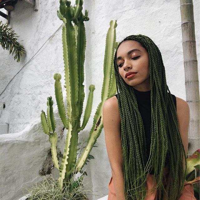 Help! Anyone know where to find OLIVE green braiding hair like this? I love the earthy tone ...