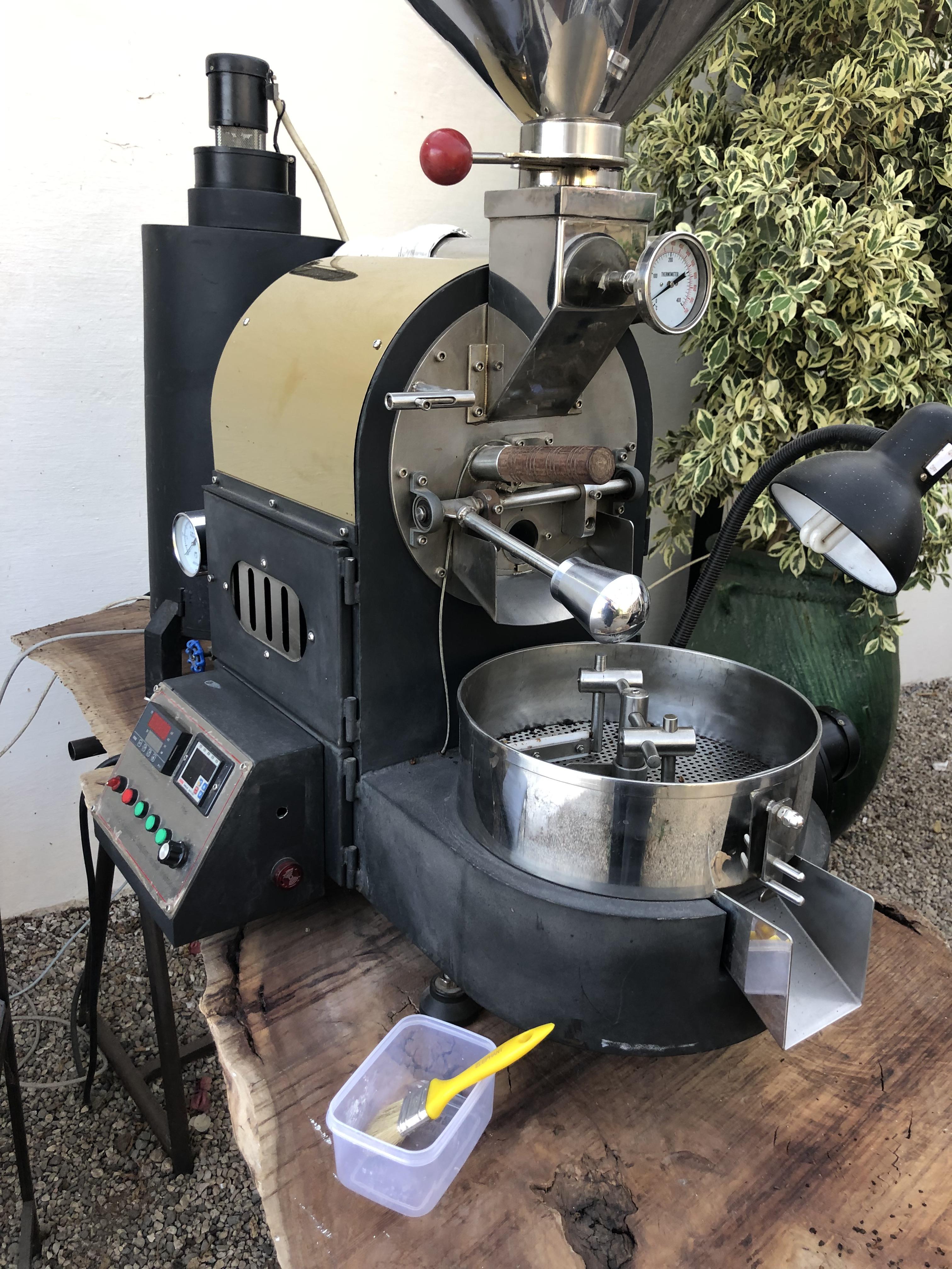 Help IDing roaster? | Scrolller