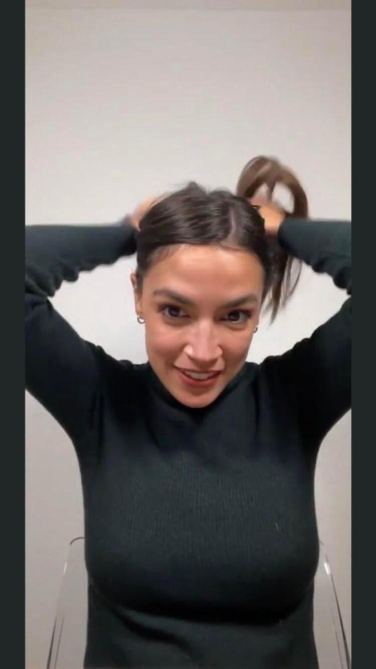 Help Me Cum To Alexandria Ocasio Cortez Scrolller