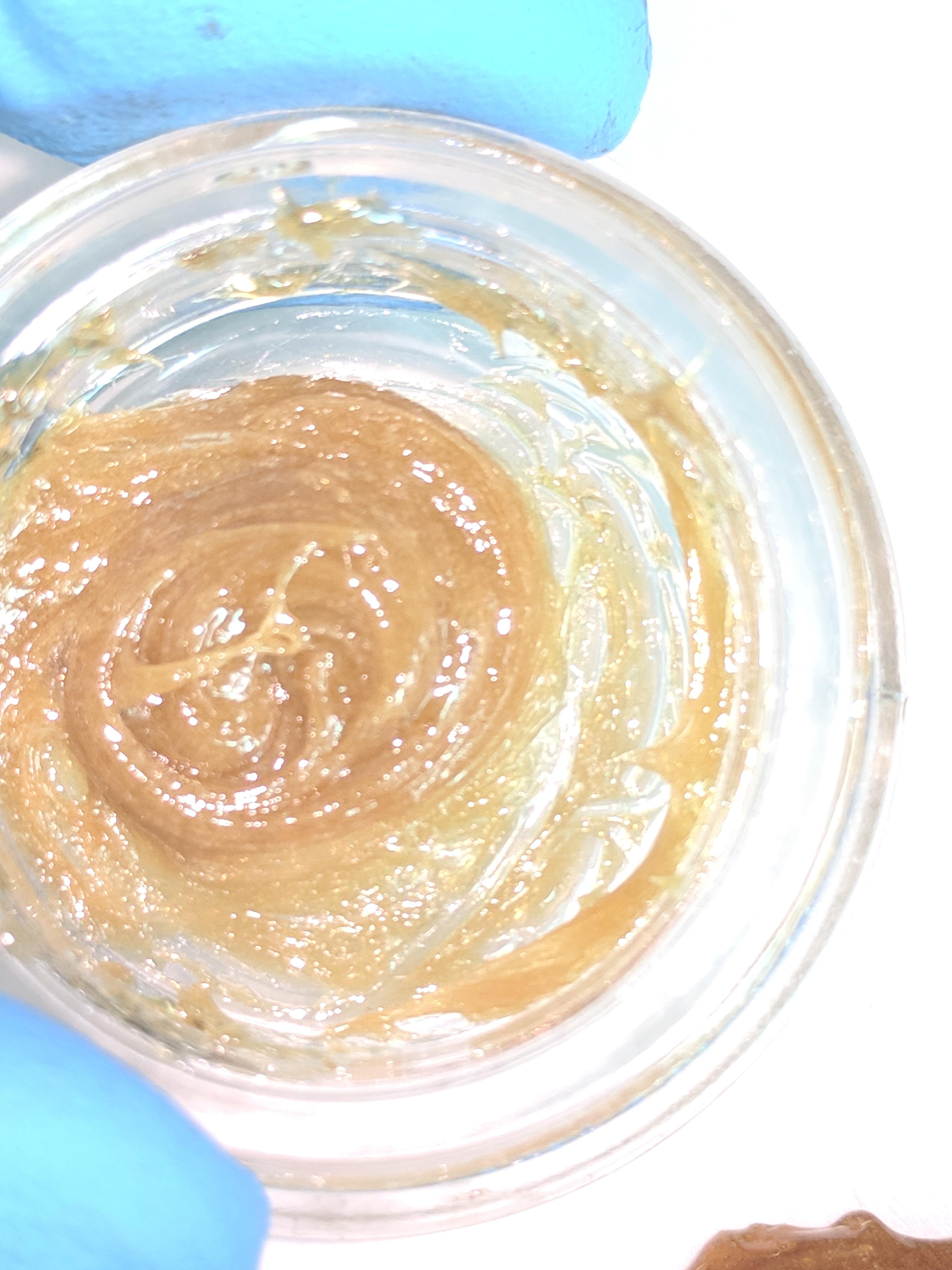 Hemp rosin | Scrolller