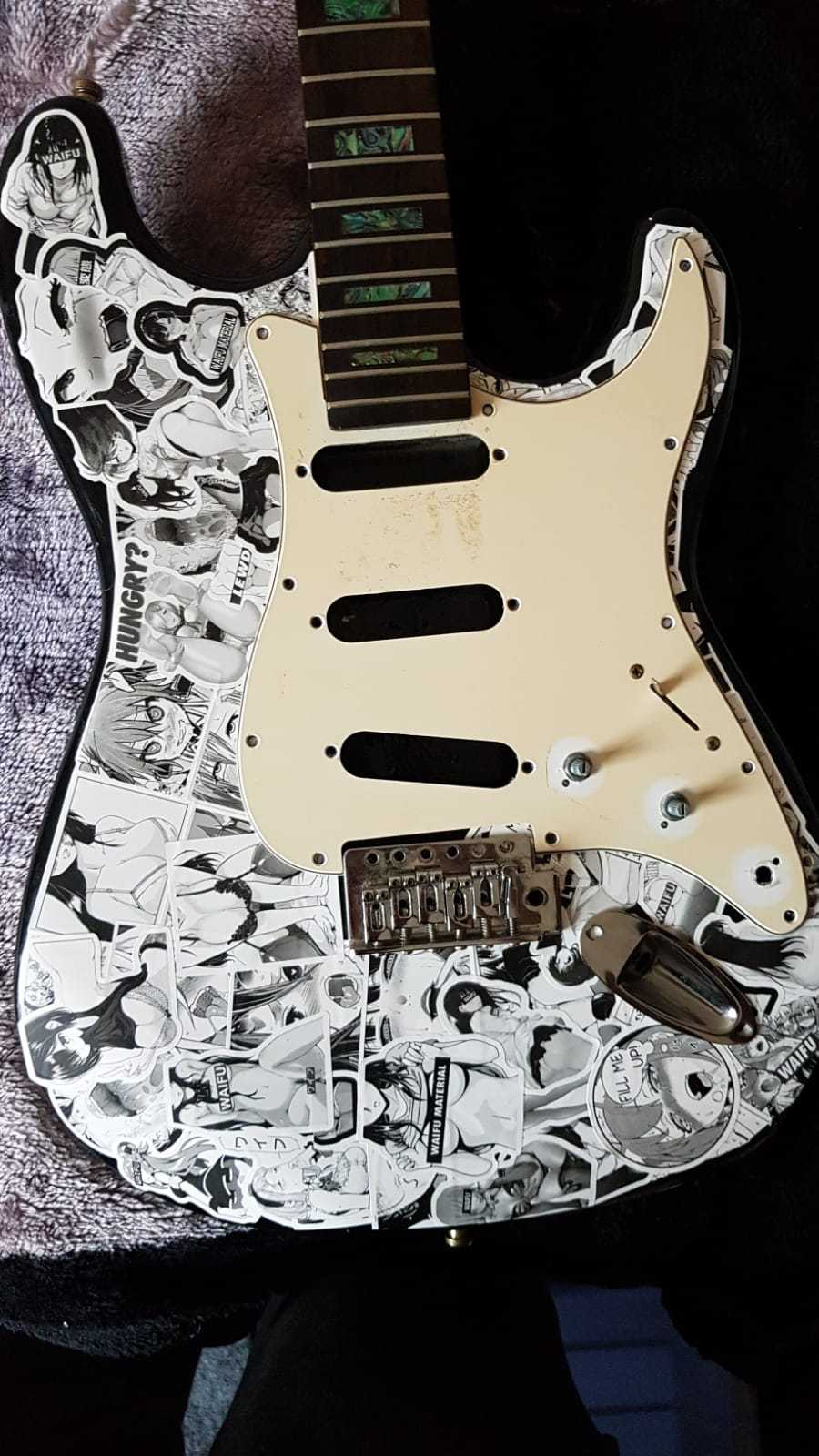 Hentai Guitar | Scrolller