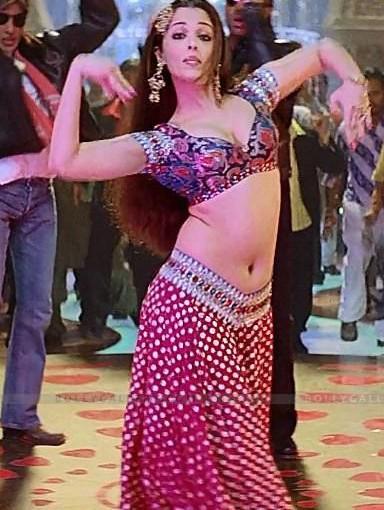 Her beautiful deep navel needs to be filled with bucket loads of hot cum | Scrolller