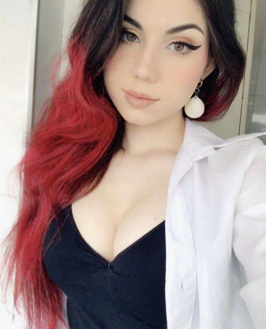 Her Premium Rare Content link in comments 😍👇👇 | Scrolller