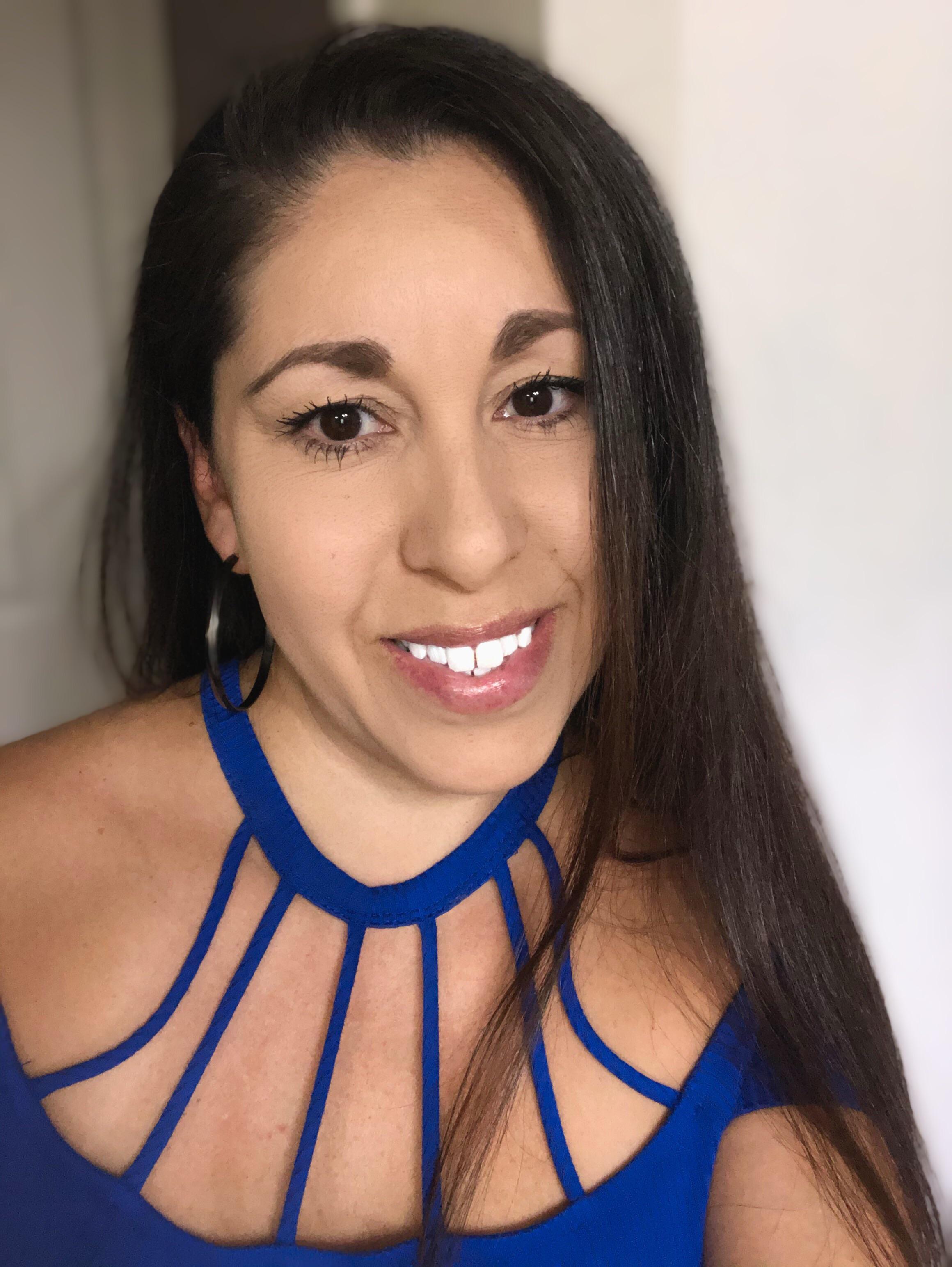 Here I am!! Super-MILF! Now then, what are your other 2 wishes!??💕💕 | Scrolller