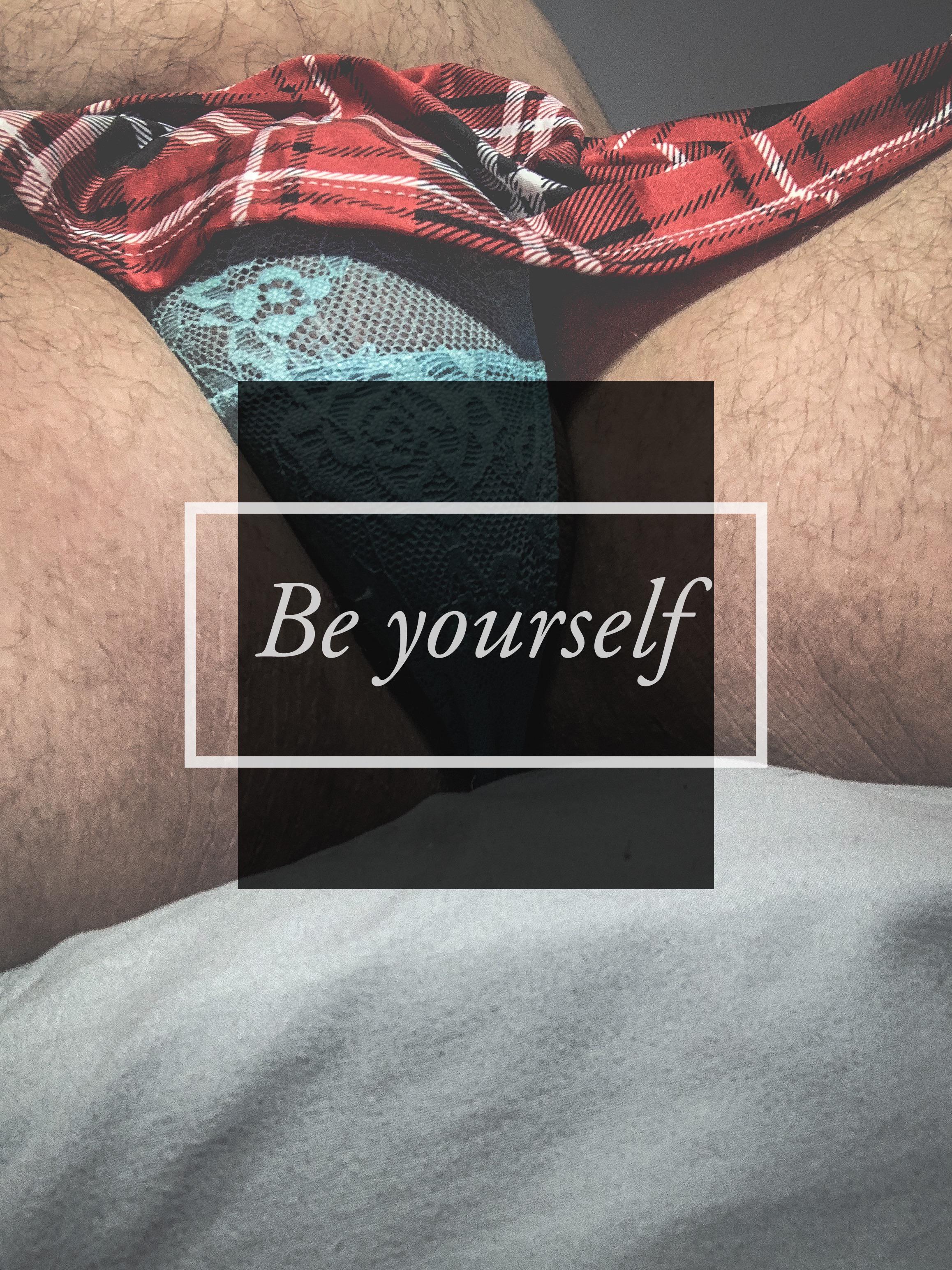 Hey babes 💕 | Scrolller