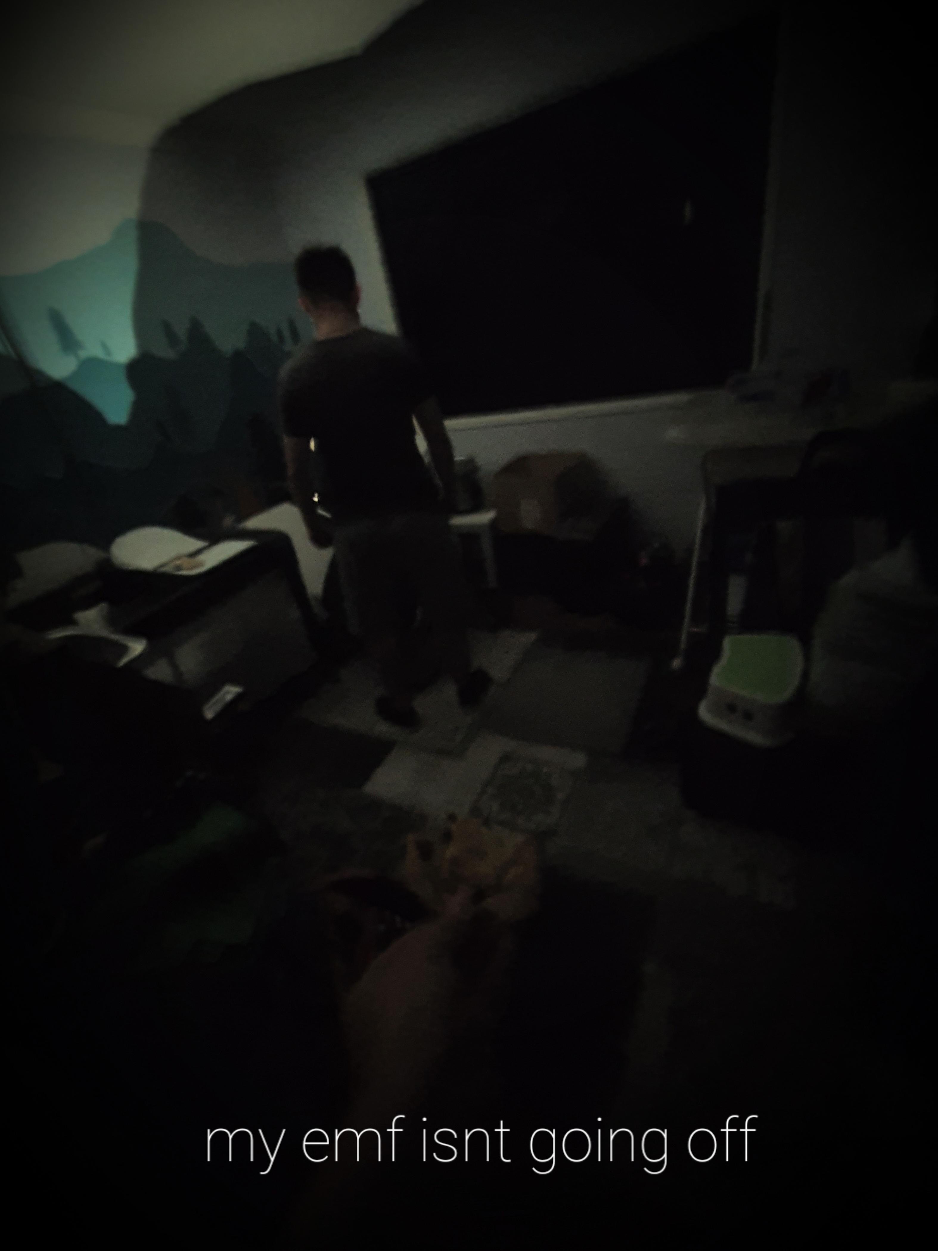 Hey guys, my emf dont work | Scrolller