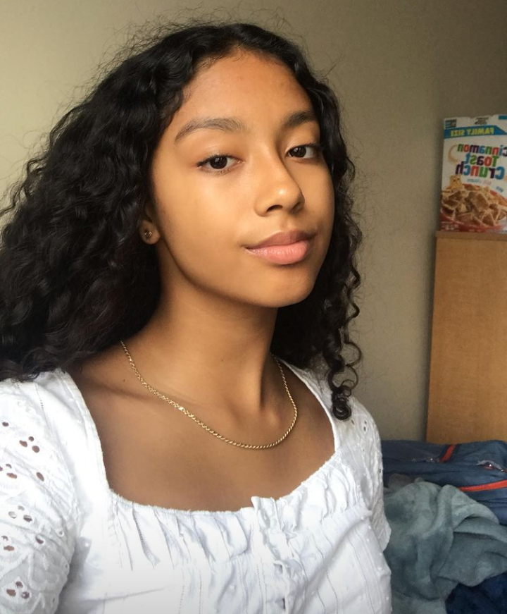 Heyyyy guys, here's another selfie :p (19F) | Scrolller