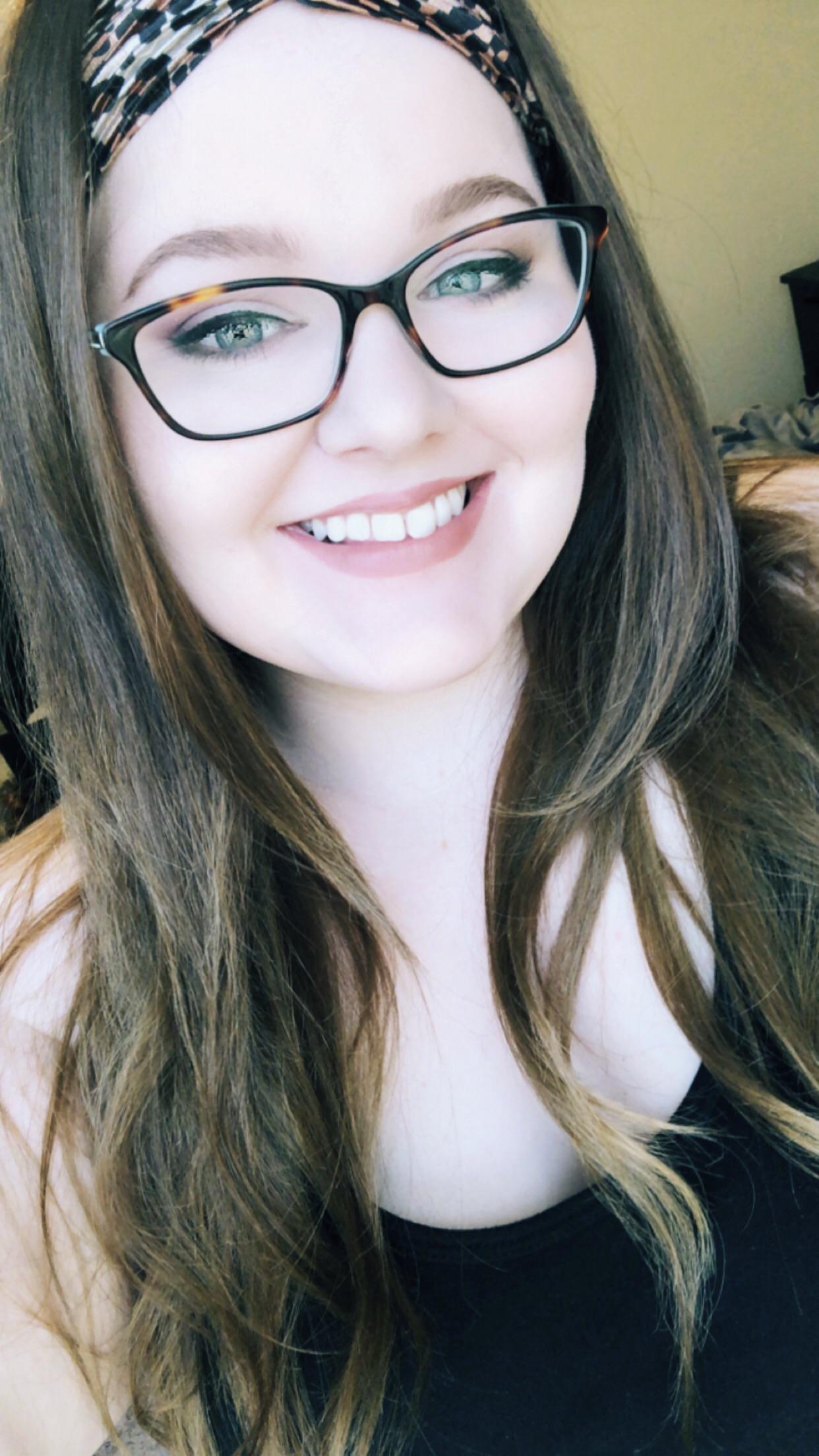 Hi☺️ 26F | Scrolller