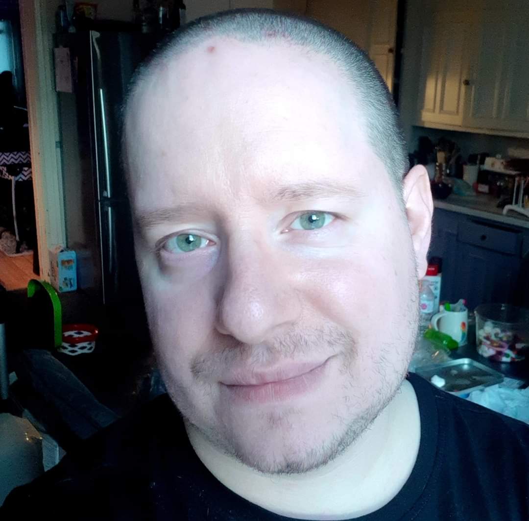 Hi everybody 😊 | Scrolller