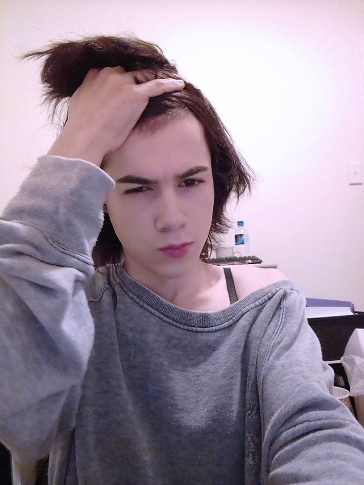 Hi ! Here's a bit of me being girly~ | Scrolller