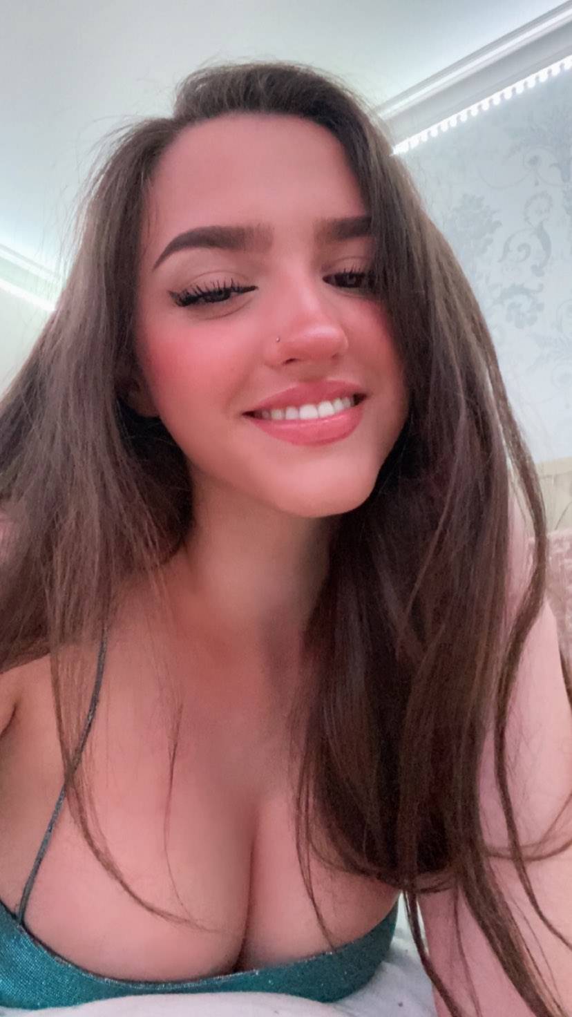 Hi there | Scrolller