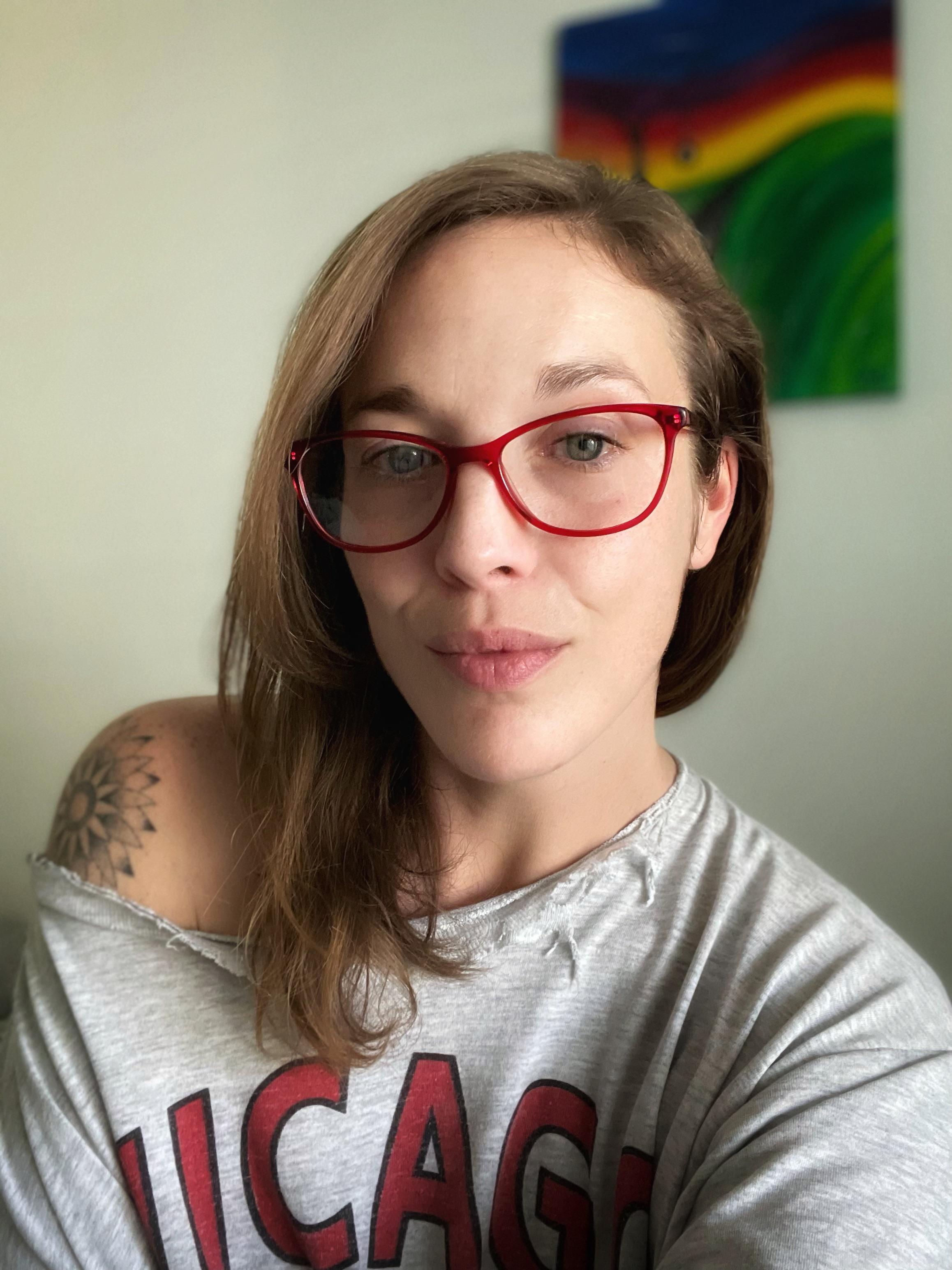 Hiiii first post here 🙃 | Scrolller