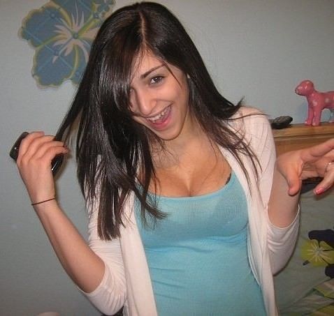 Hint of a line | Scrolller