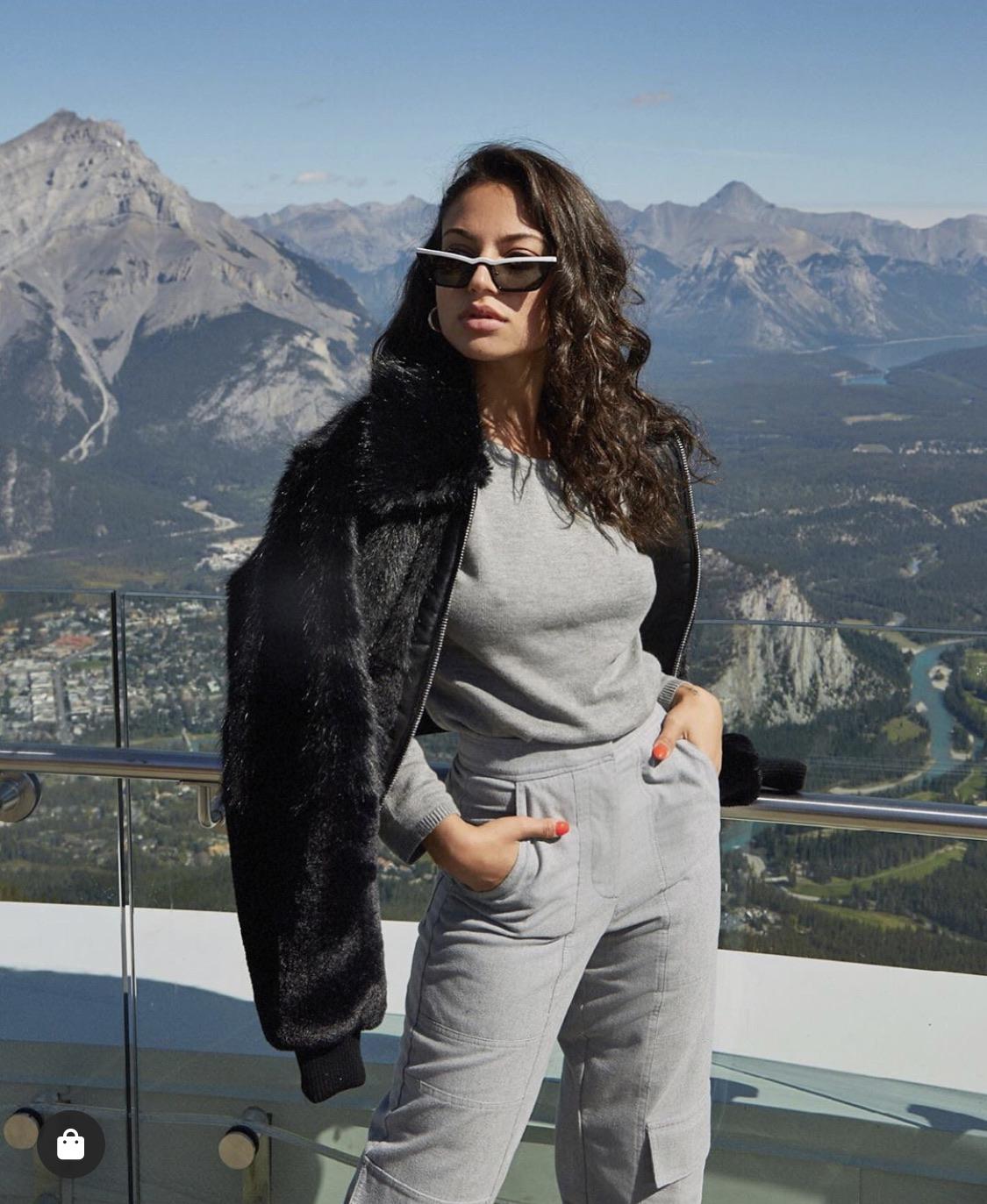 Hint of a nip 😍 | Scrolller