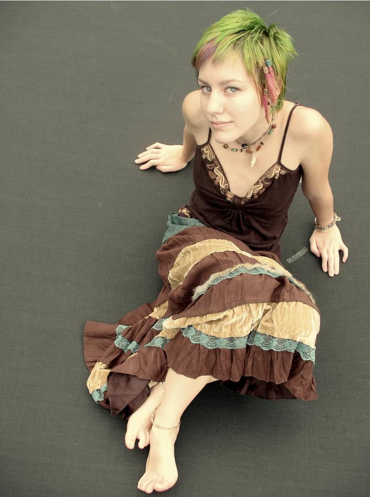 Hippie Chick Scrolller